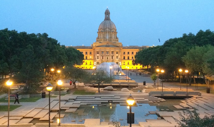 Edmonton Hotels, Tourist Attractions & Things to do | AMA Travel