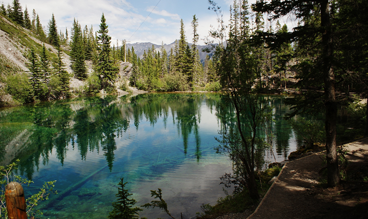 Alberta Vacation Destinations & Places to see & visit | AMA Travel