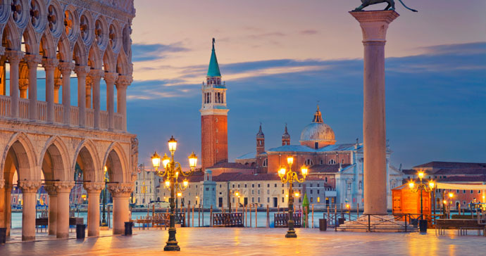 Find Trafalgar Coach Tour Deals